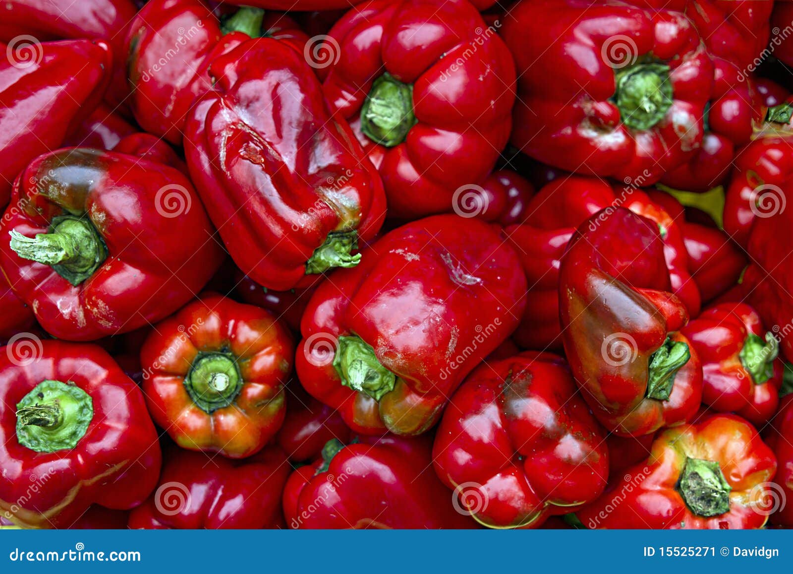 Peperoni dolci rossi immagine stock. Immagine di rosso - 15525271