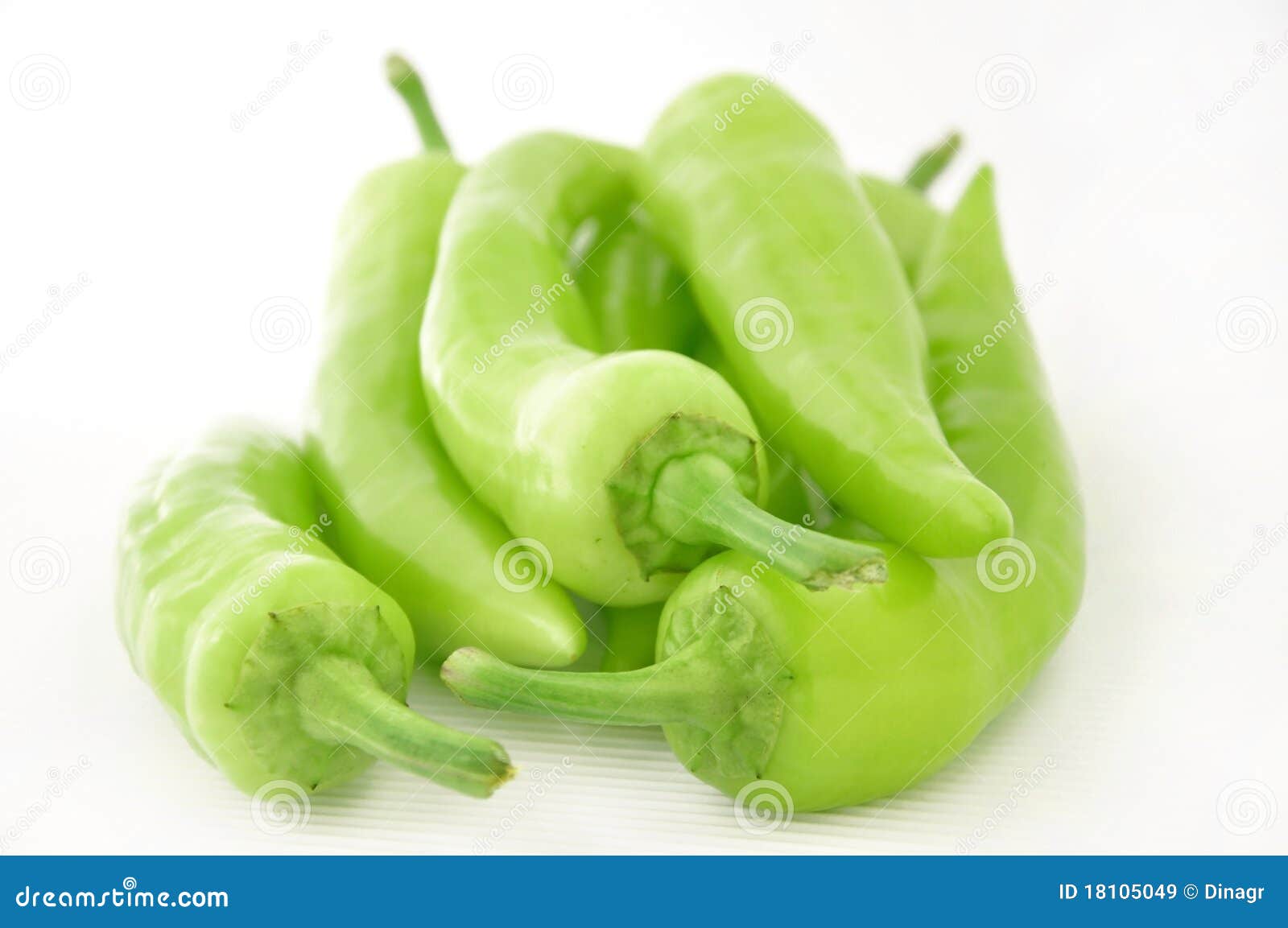 Peperoni dolci verdi immagine stock. Immagine di consumo - 18105049