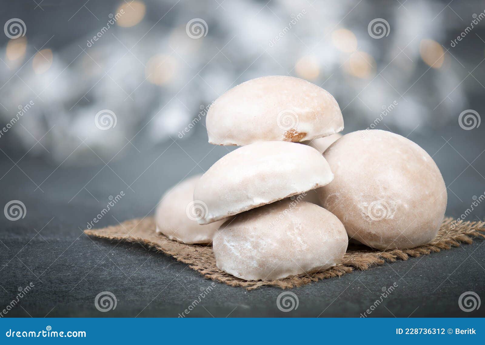 Pepper Nuts, Traditional German Christmas Sweets, Nuremberg Gingerbread ...