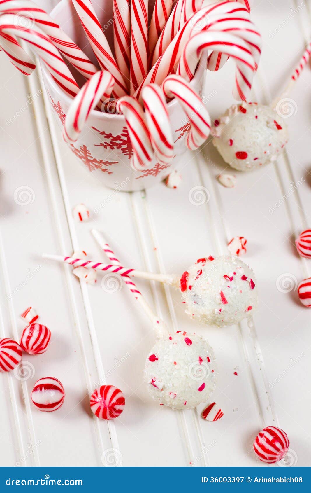 Peppermint Chocolate Cake Pops Stock Image - Image of holiday, small ...