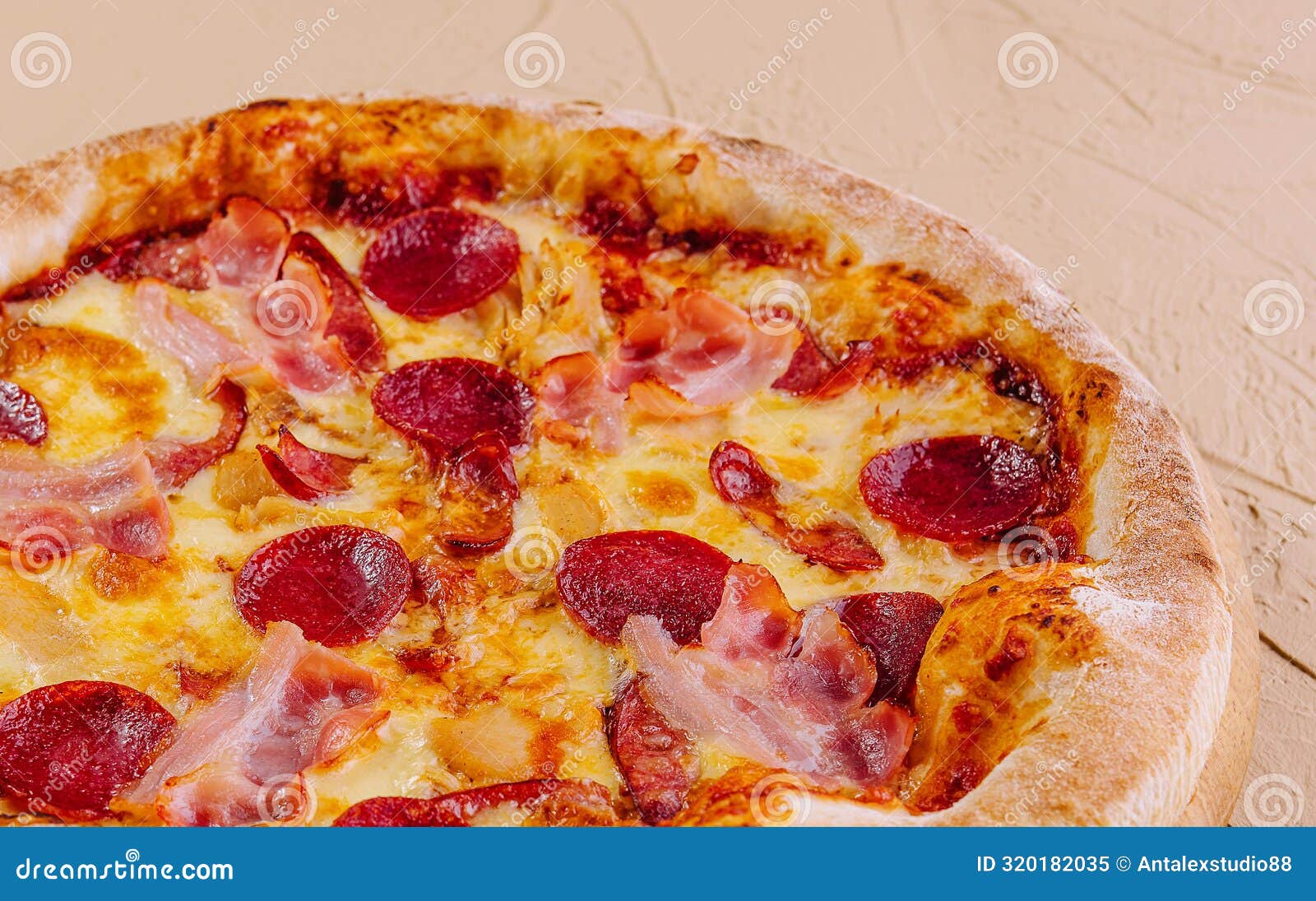 Pepperoni Pizza with Mozzarella Cheese, Salami, Ham Stock Image - Image ...
