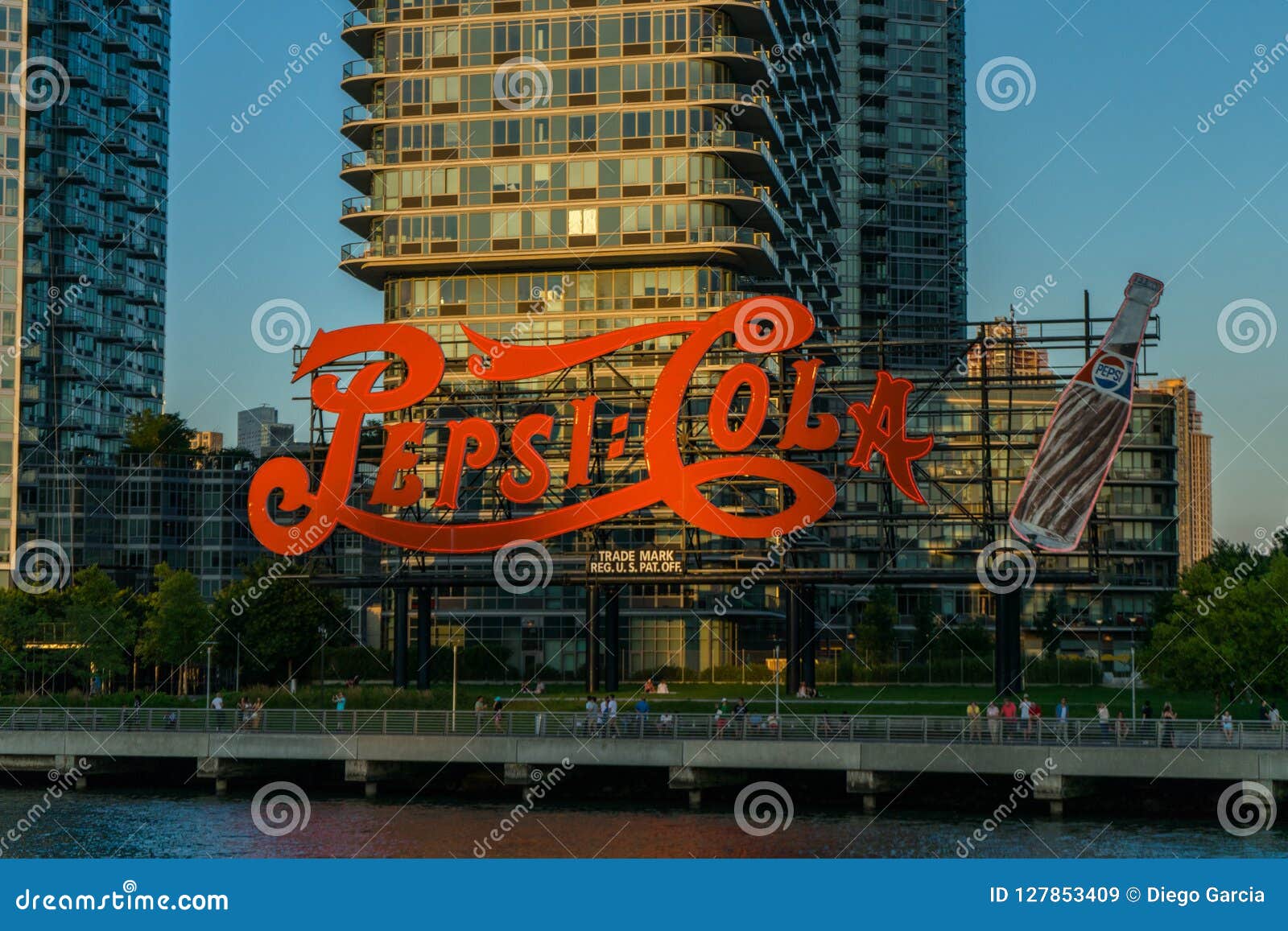Pepsi Cola Sign editorial stock image. Image of business - 127853409
