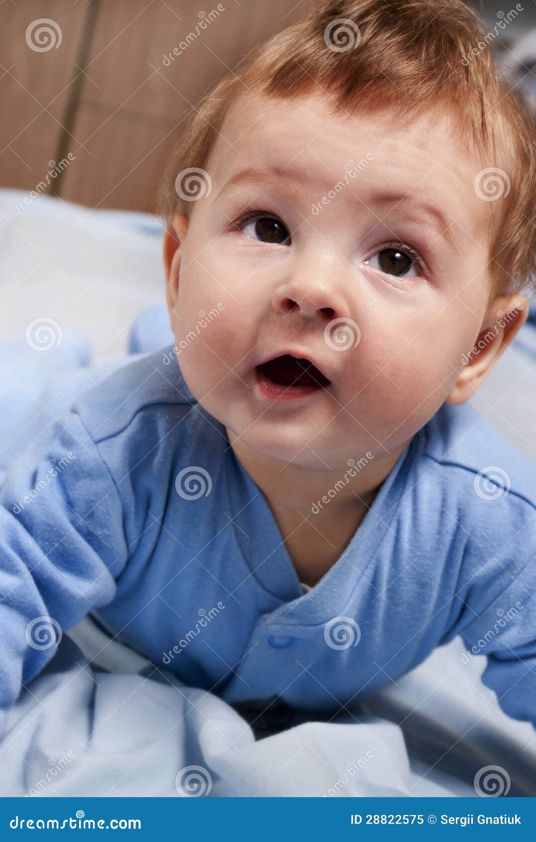 Pequeño bebé sano imagen de archivo. Imagen de sonriente - 28822575