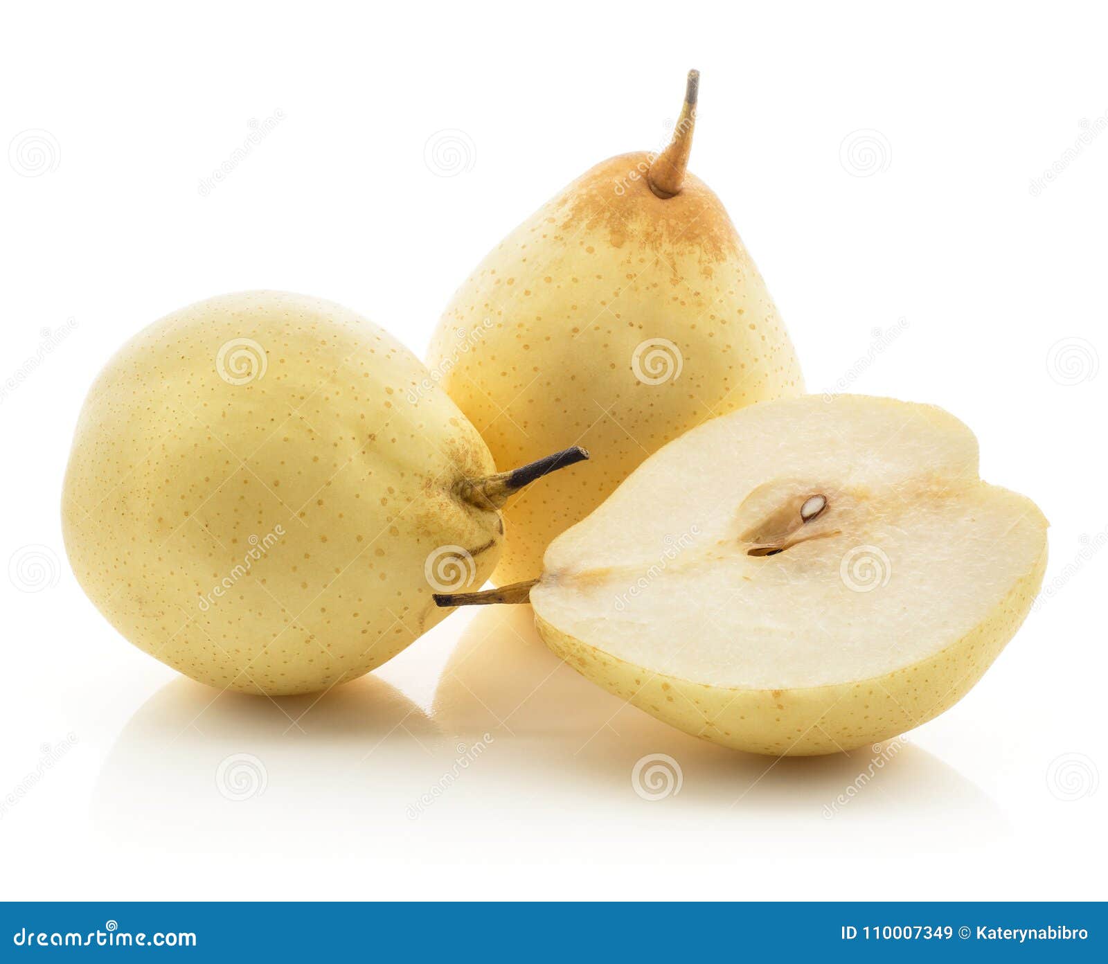 Pera Fresca Nashi En Blanco Imagen de archivo - Imagen de asia ...