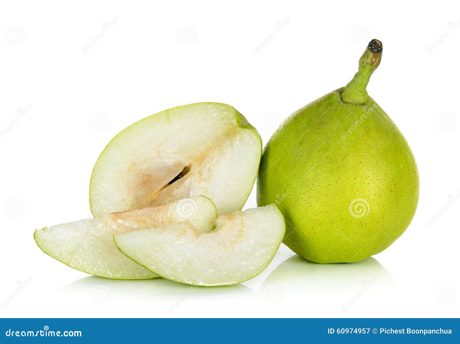 Pera Verde Aislada En El Fondo Blanco Imagen de archivo - Imagen de ...