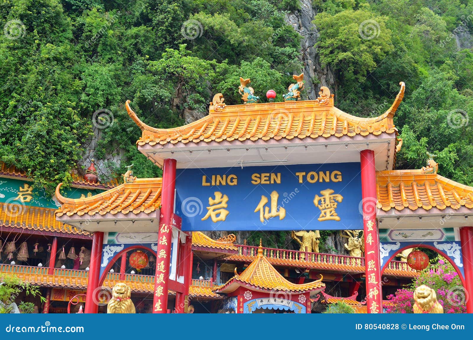 Perak Cave Buddhist Temples in Ipoh City, Perak, Malaysia Editorial ...