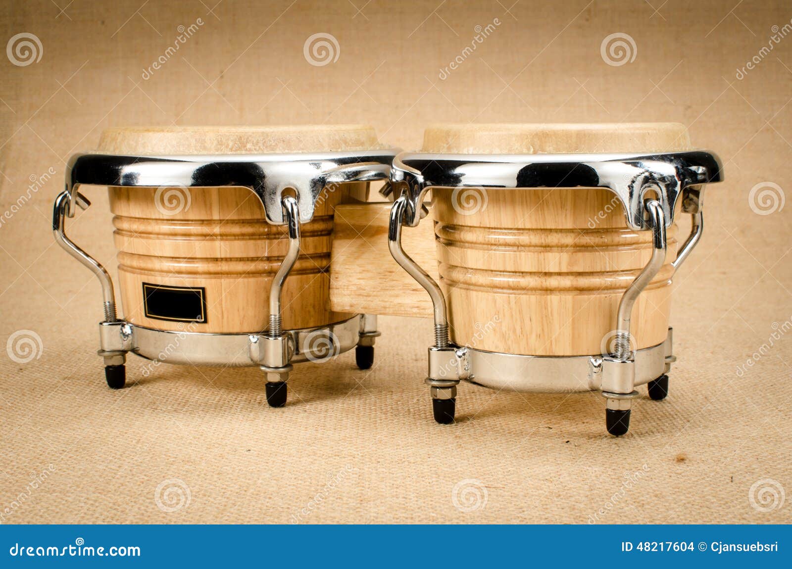 Percussie stock foto. Image of bongo, houten, muziek - 48217604