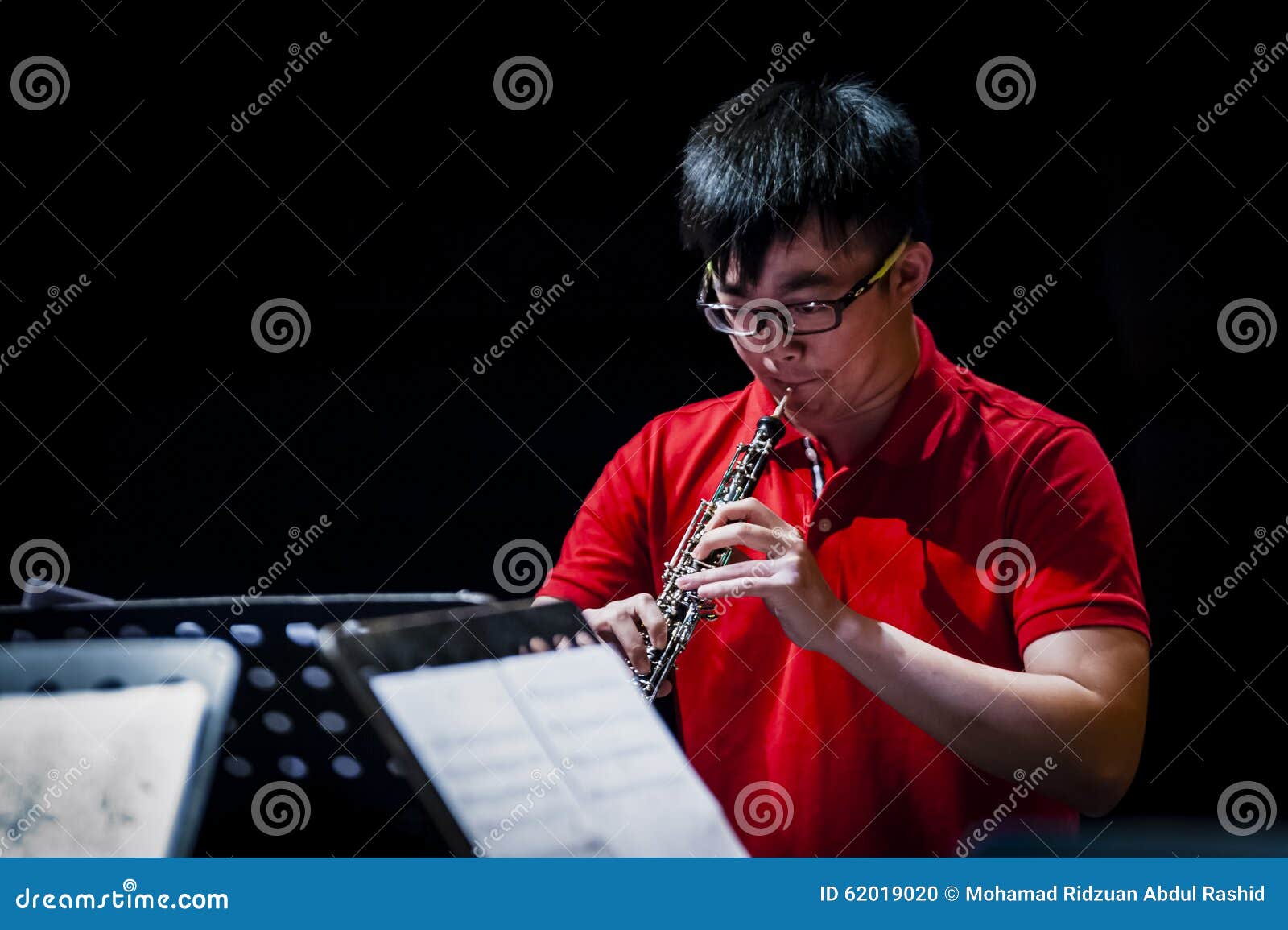 Percussion Player editorial image. Image of equipment - 62019020