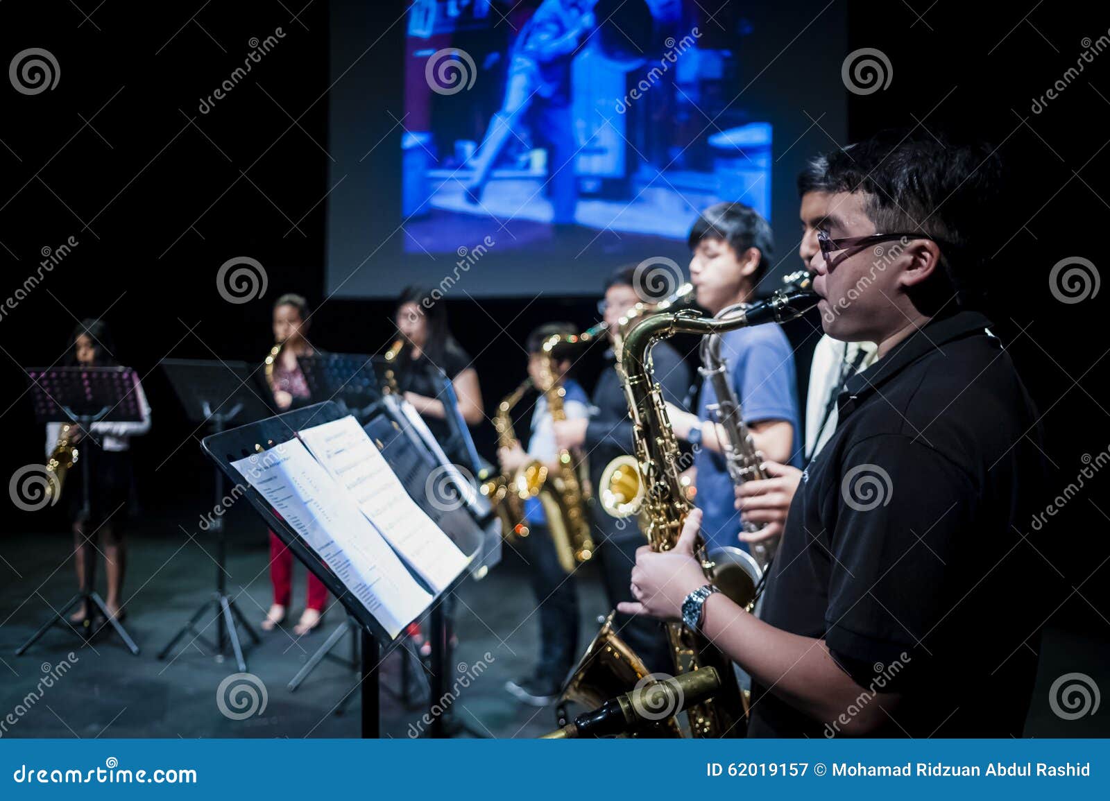 Percussion Player editorial photography. Image of notes - 62019157