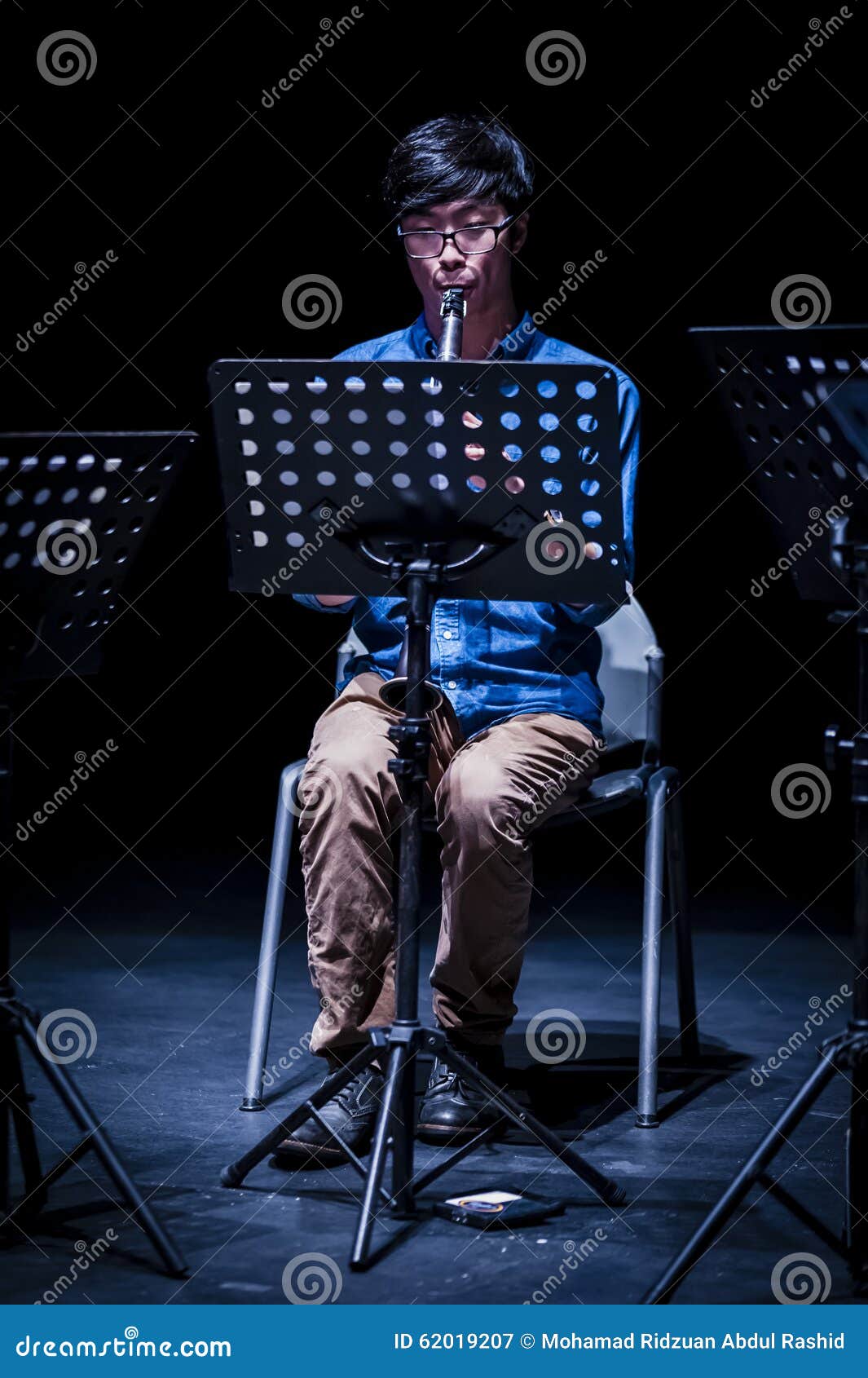 Percussion Player editorial photography. Image of notes - 62019207