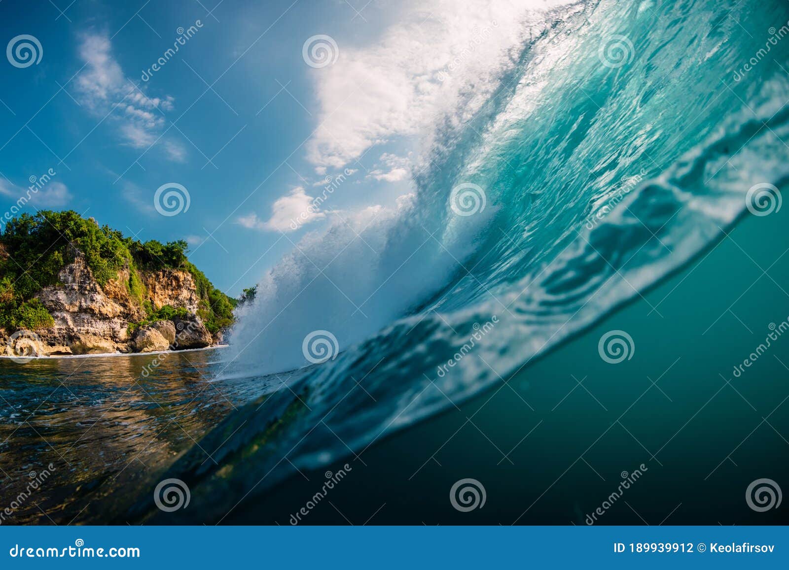 Perfect Barrel Wave in Ocean. Breaking Wave with Sun Light Stock Photo ...