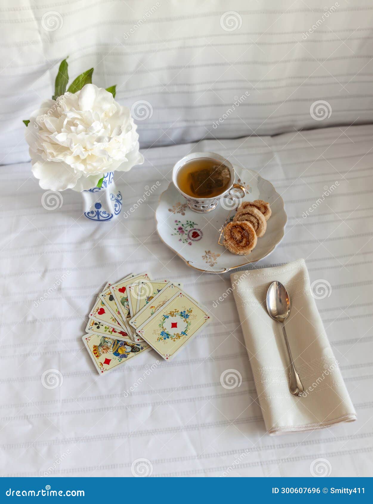 The Perfect Bridge Card Hand with a Cup of Tea Stock Photo - Image of ...