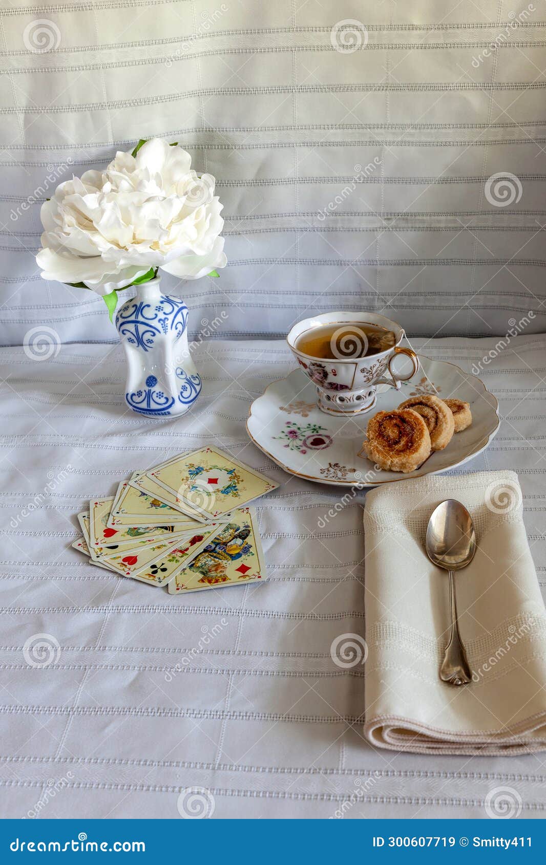 The Perfect Bridge Card Hand with a Cup of Tea Stock Image - Image of ...