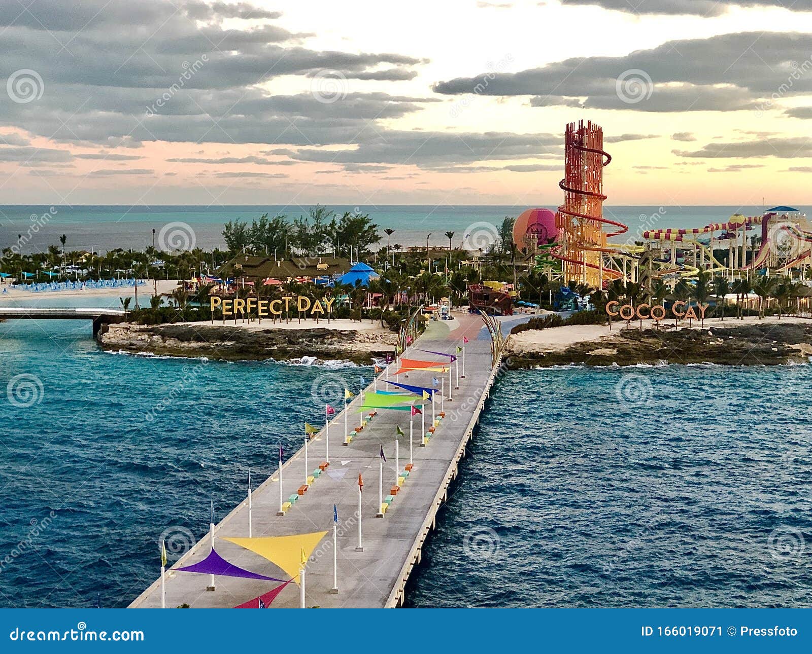 Dramatic Sunset in Perfect Day at CocoCay Island, Bahamas Stock Image ...