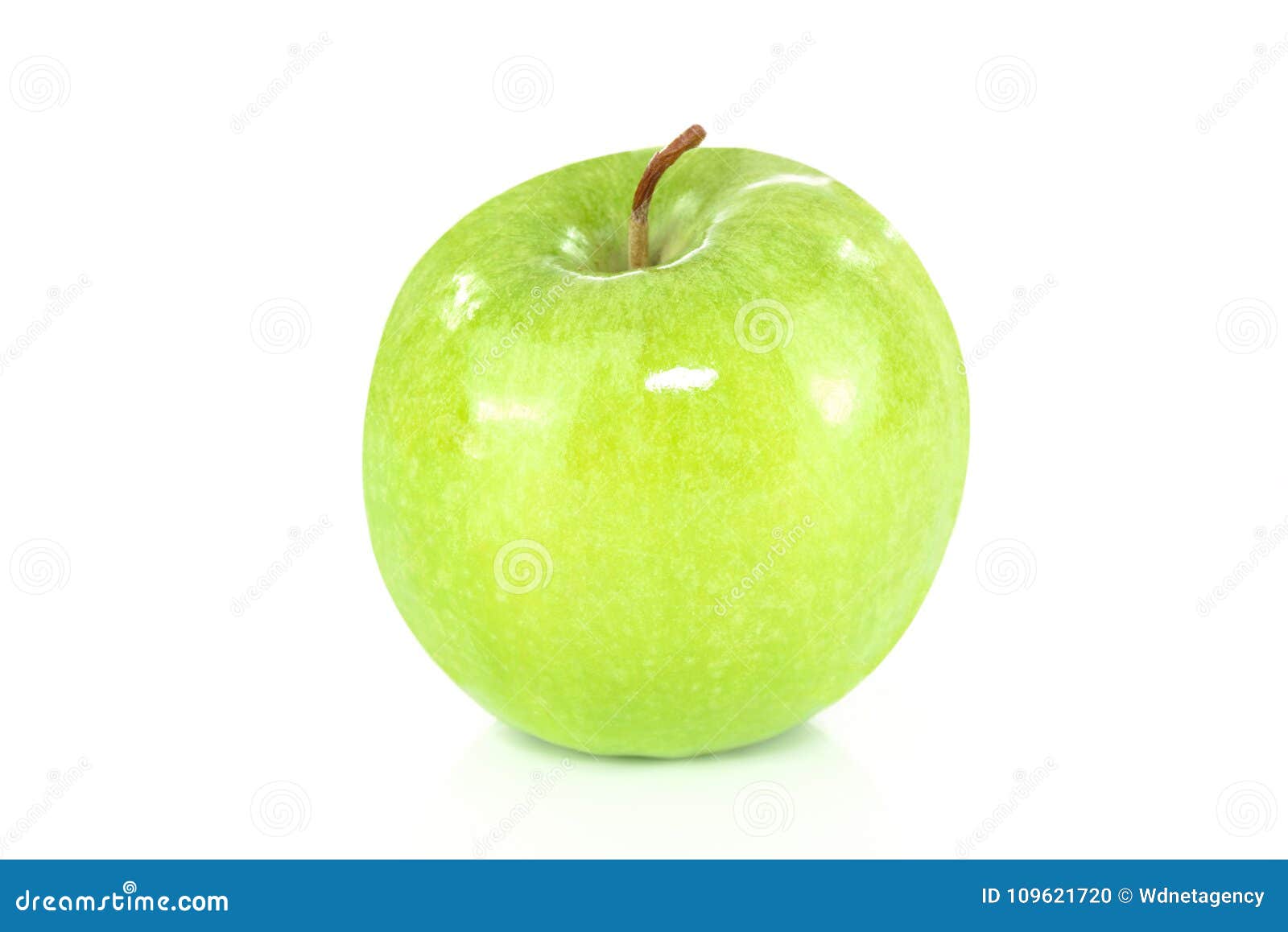 Perfect green apple stock photo. Image of ecology, lifestyle - 109621720