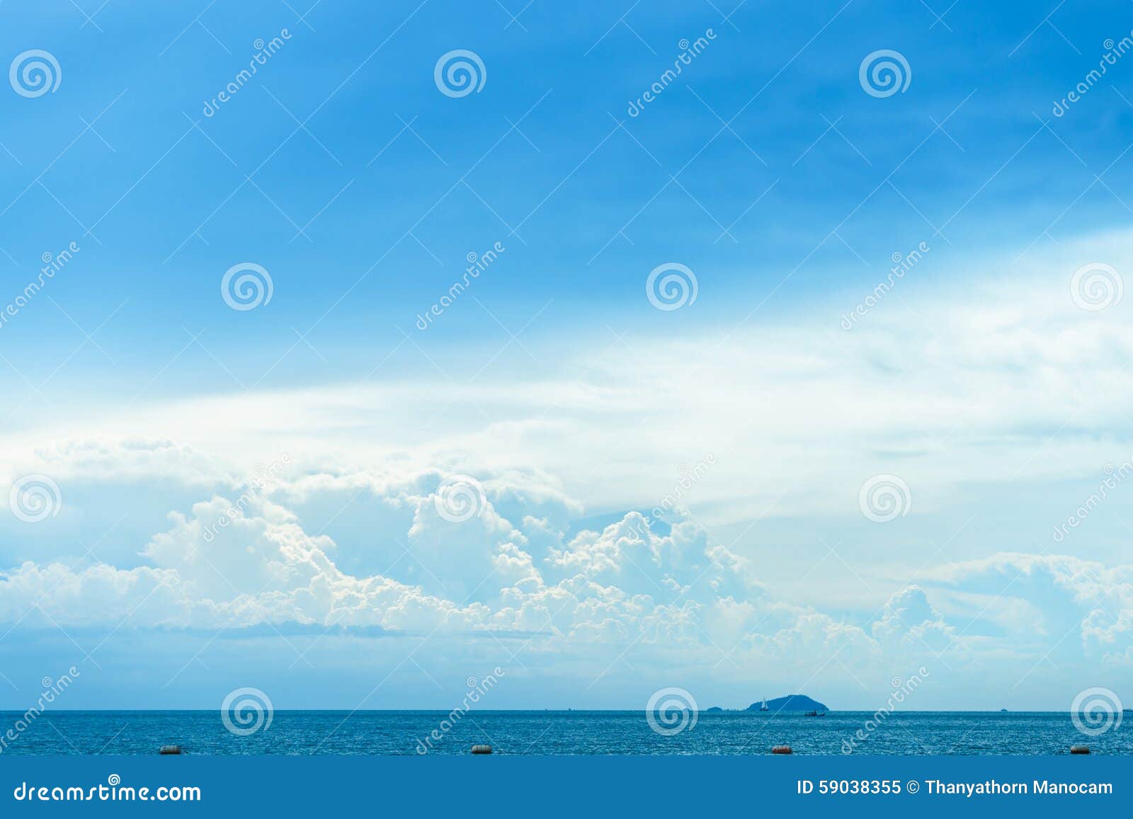 Perfect Sky with Cloud and Tropical Sea Stock Image - Image of ...