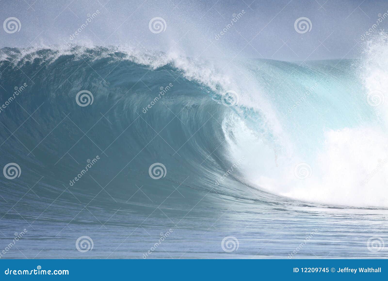 Perfect wave stock image. Image of kauai, coastal, beauty - 12209745