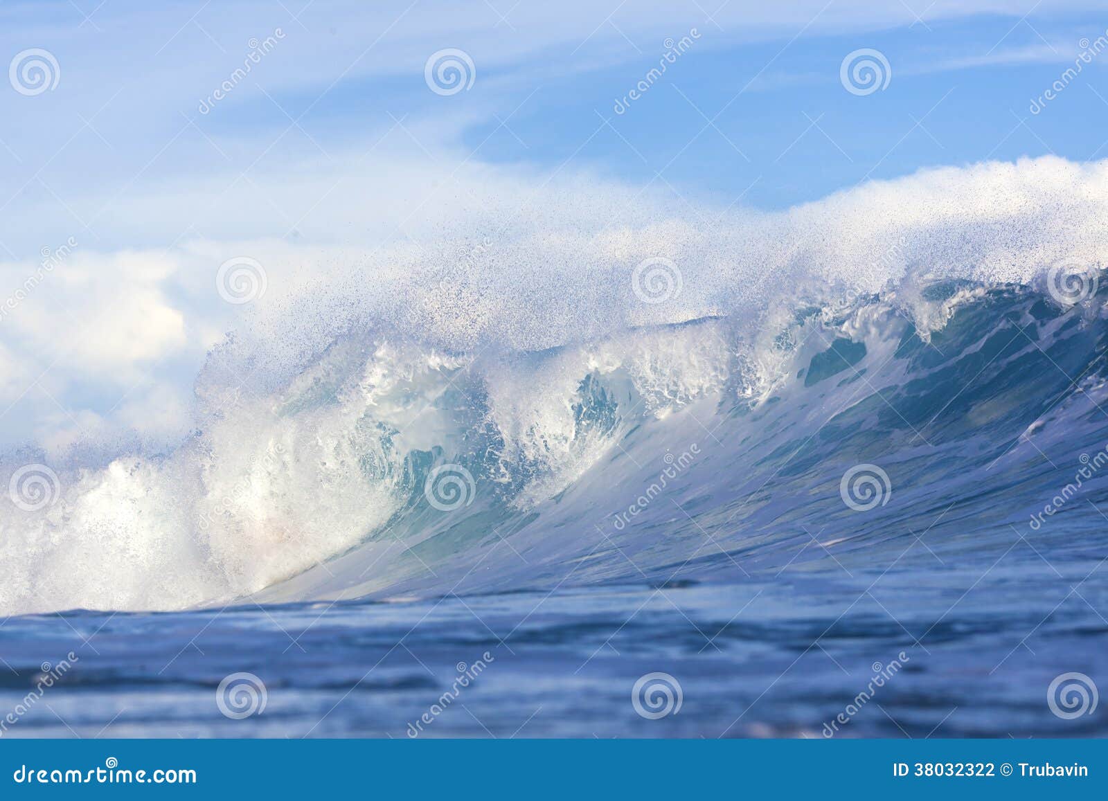 Perfect wave stock photo. Image of extreme, surfing, ideal - 38032322