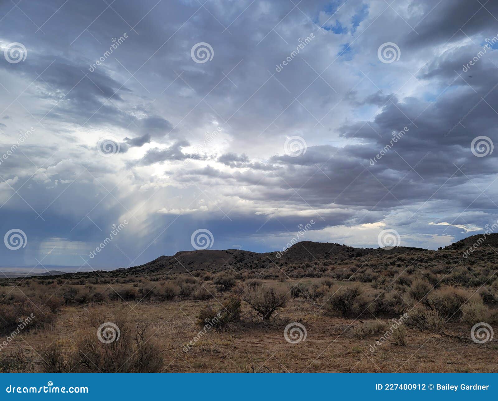 Perfect Weather in the Desert Stock Photo - Image of desert, perfect ...