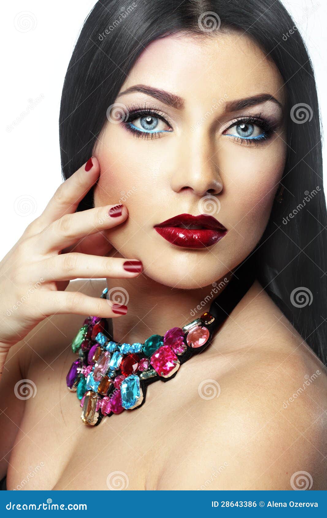 Perfektes Make-up stockfoto. Bild von eleganz, mädchen - 28643386