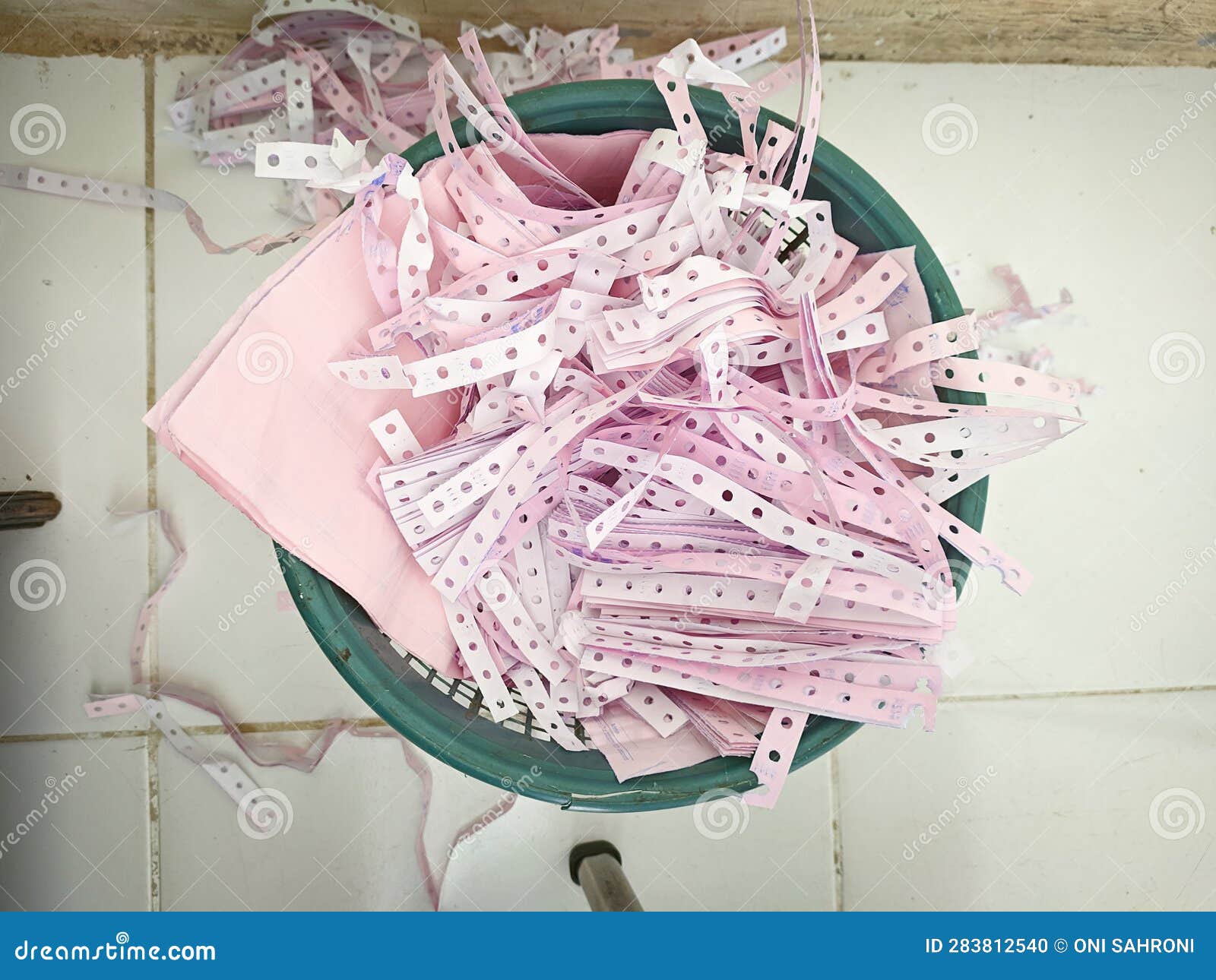 Continuous Form Paper Punching Machine In Computer Printing Form ...