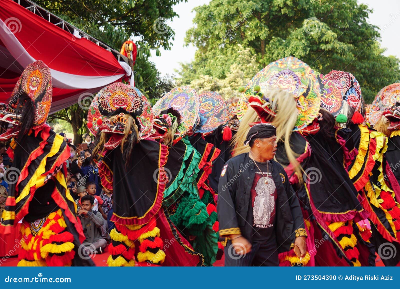 The Perform of 1000 Barong Dance. Barong is One of the Indonesian ...