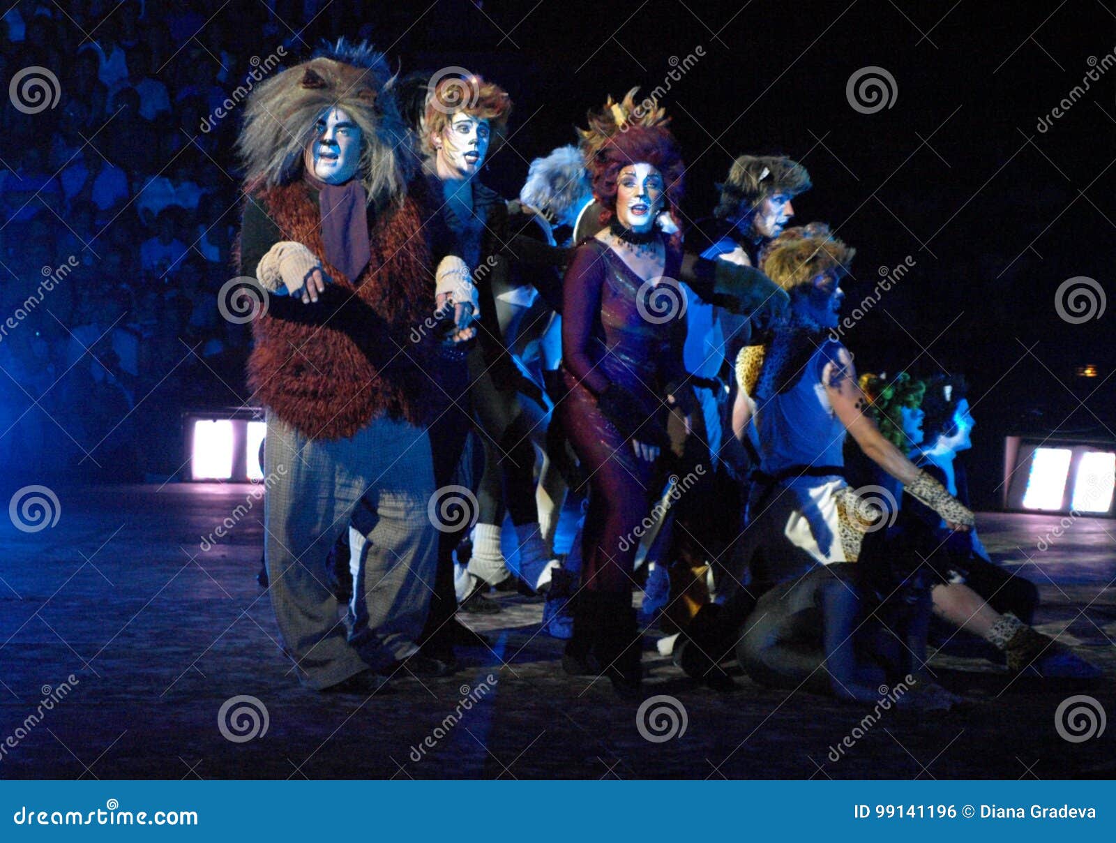 Cats the Musical editorial photo. Image of cats, players - 99141196