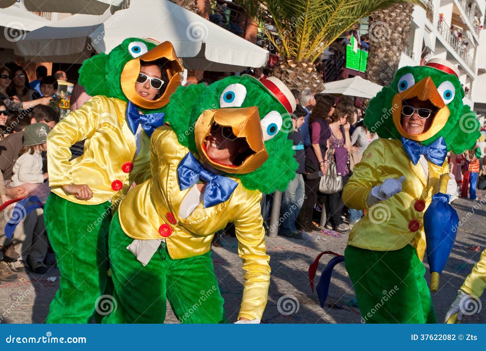 Performer Using the Famous Disney Character Jose C Editorial ...