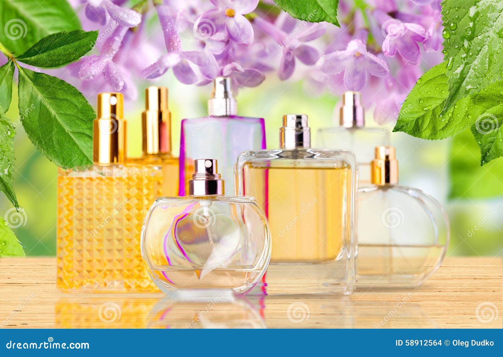 Perfume foto de archivo. Imagen de rociador, cosméticos - 58912564