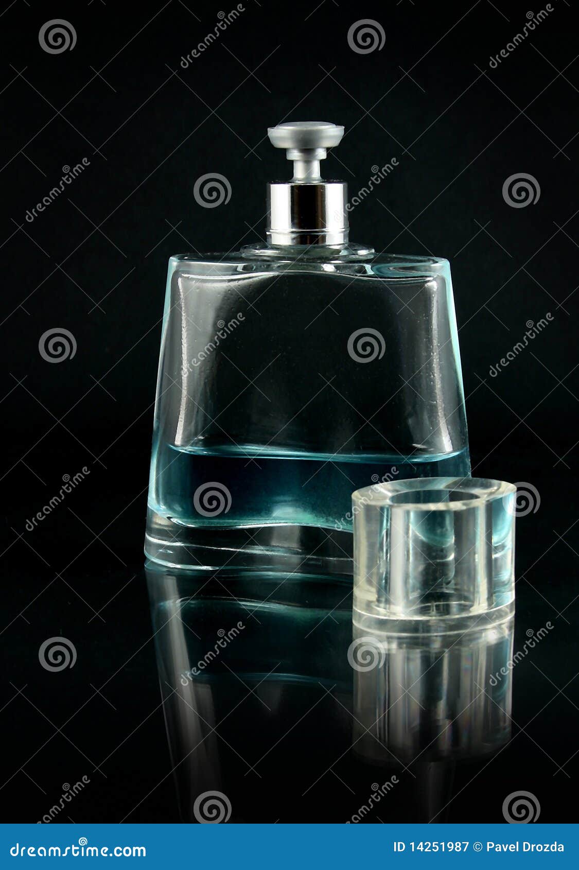 Perfume Flask With Cologne Picture. Image: 14251987