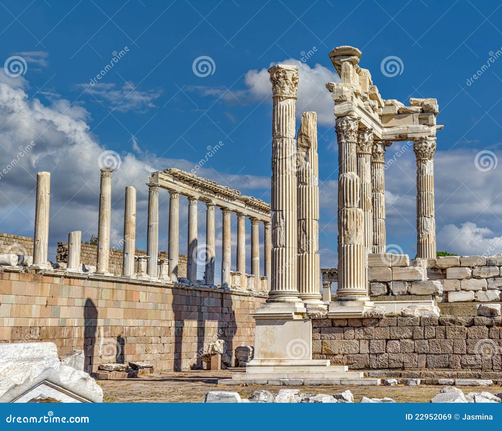 Pergamon stock image. Image of entrance, historic, bergama - 22952069