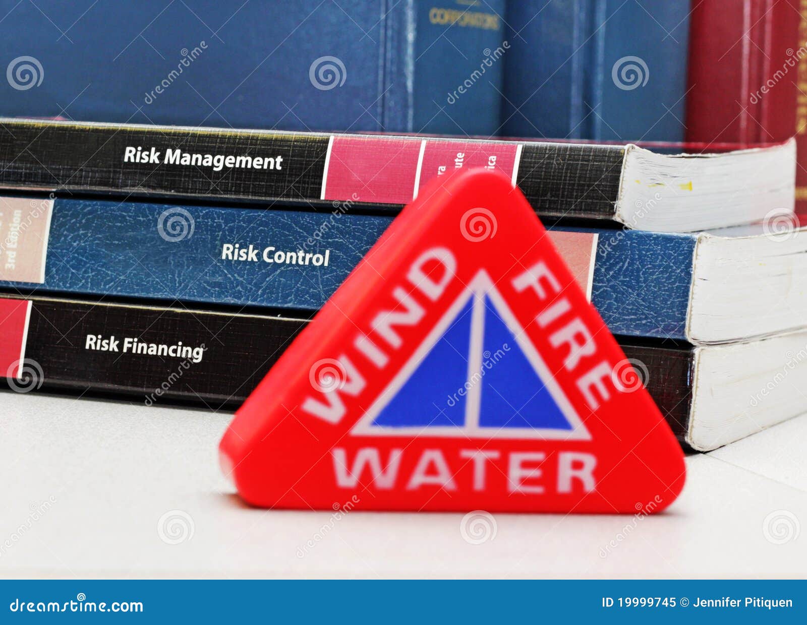 Pericoli E Gestione Dei Rischi Immagine Stock - Immagine di naughty ...