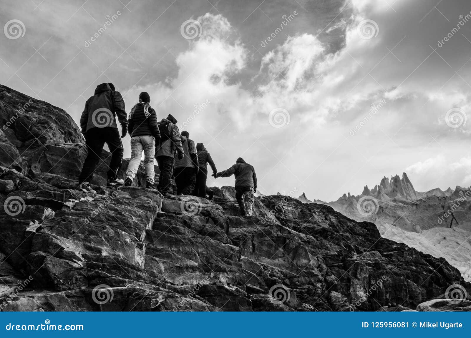 Perito Moreno in Black and White Editorial Photo - Image of view ...