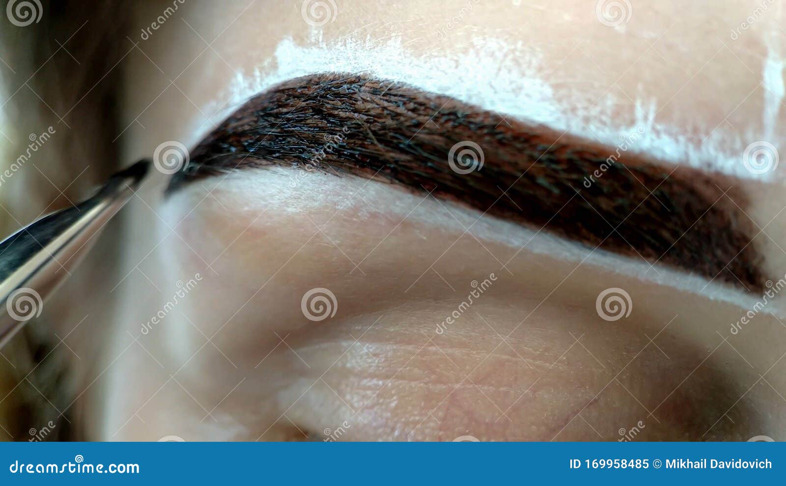 Permanent Makeup. Applying Permanent Make Up on Eyebrows - Eyebrow ...