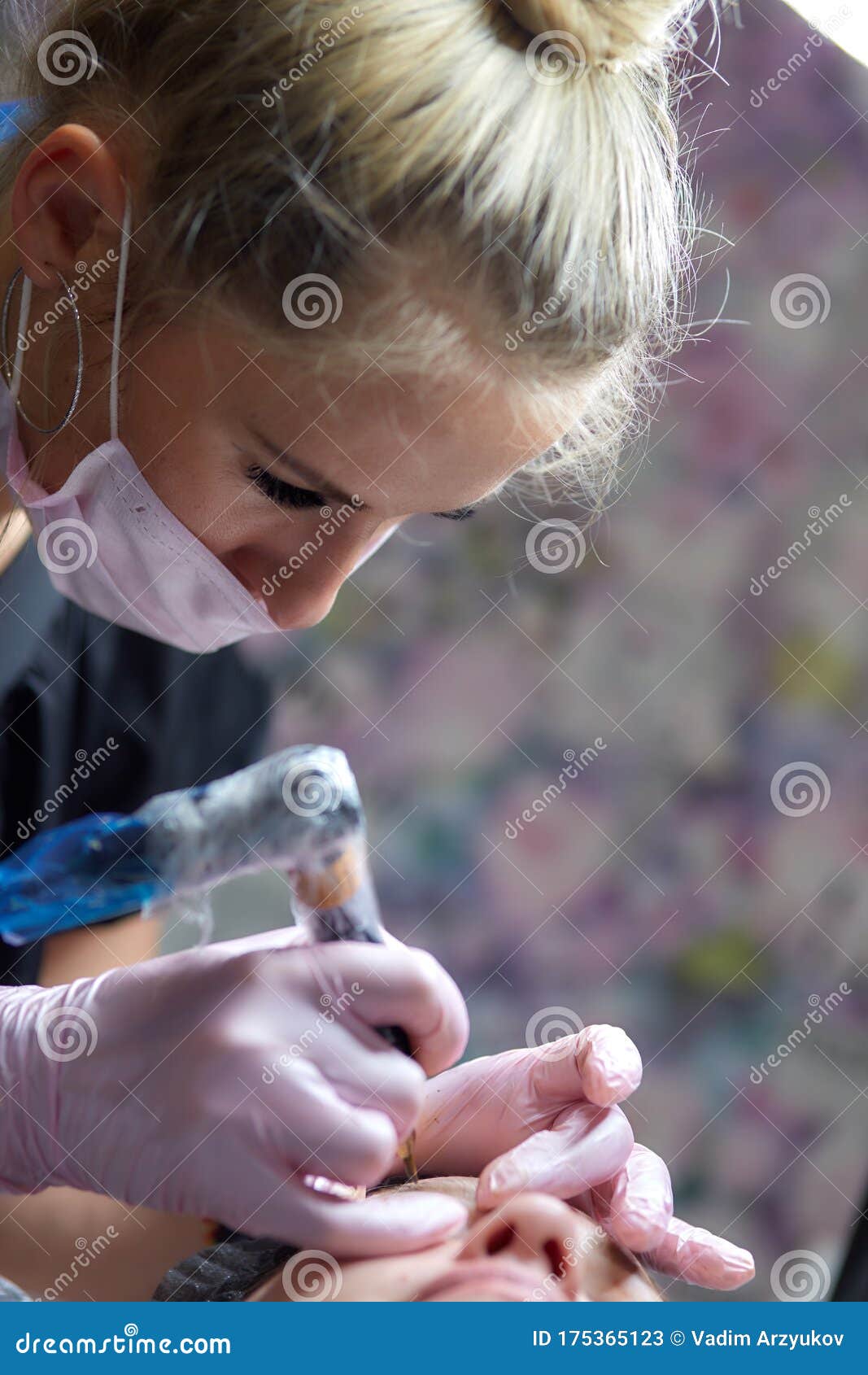 Permanent Makeup, Eyebrow Tattooing. the Master Makes Permanent Makeup ...