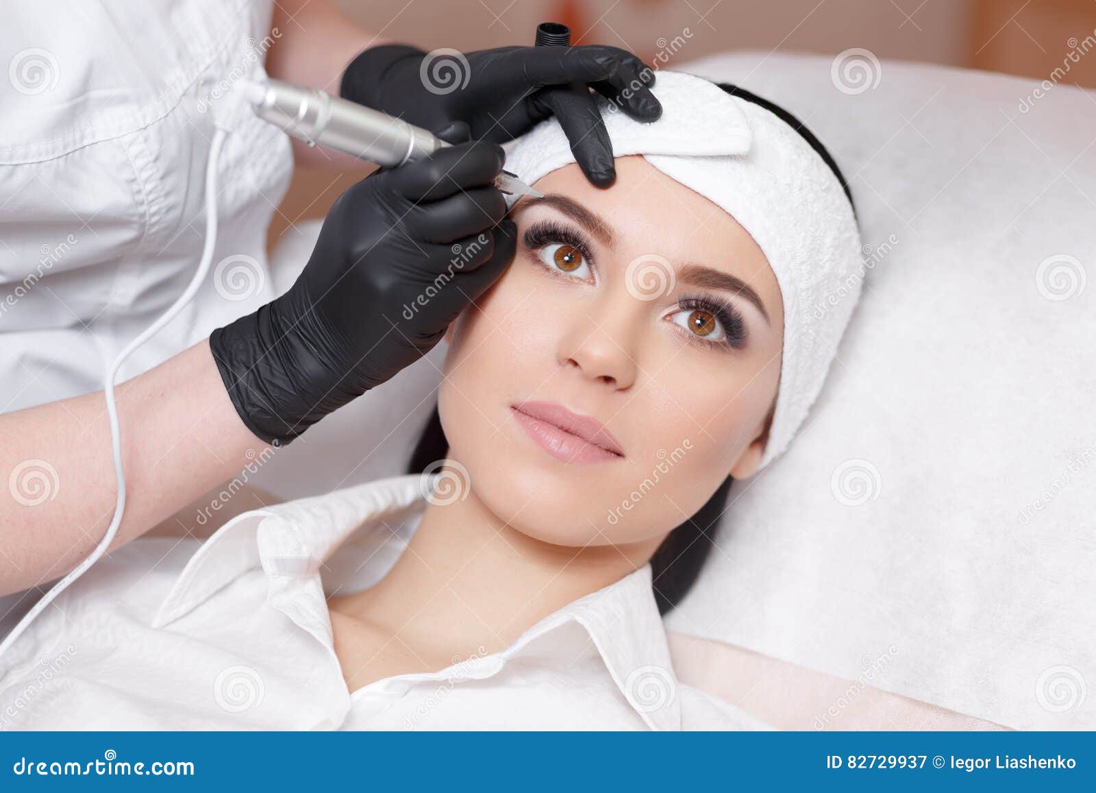 Permanent Makeup. Tattooing of Eyebrows Stock Image - Image of female ...