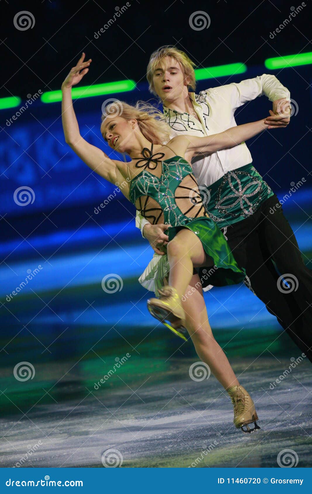 Pernelle Carron-Lyod Jones editorial image. Image of edge - 11460720