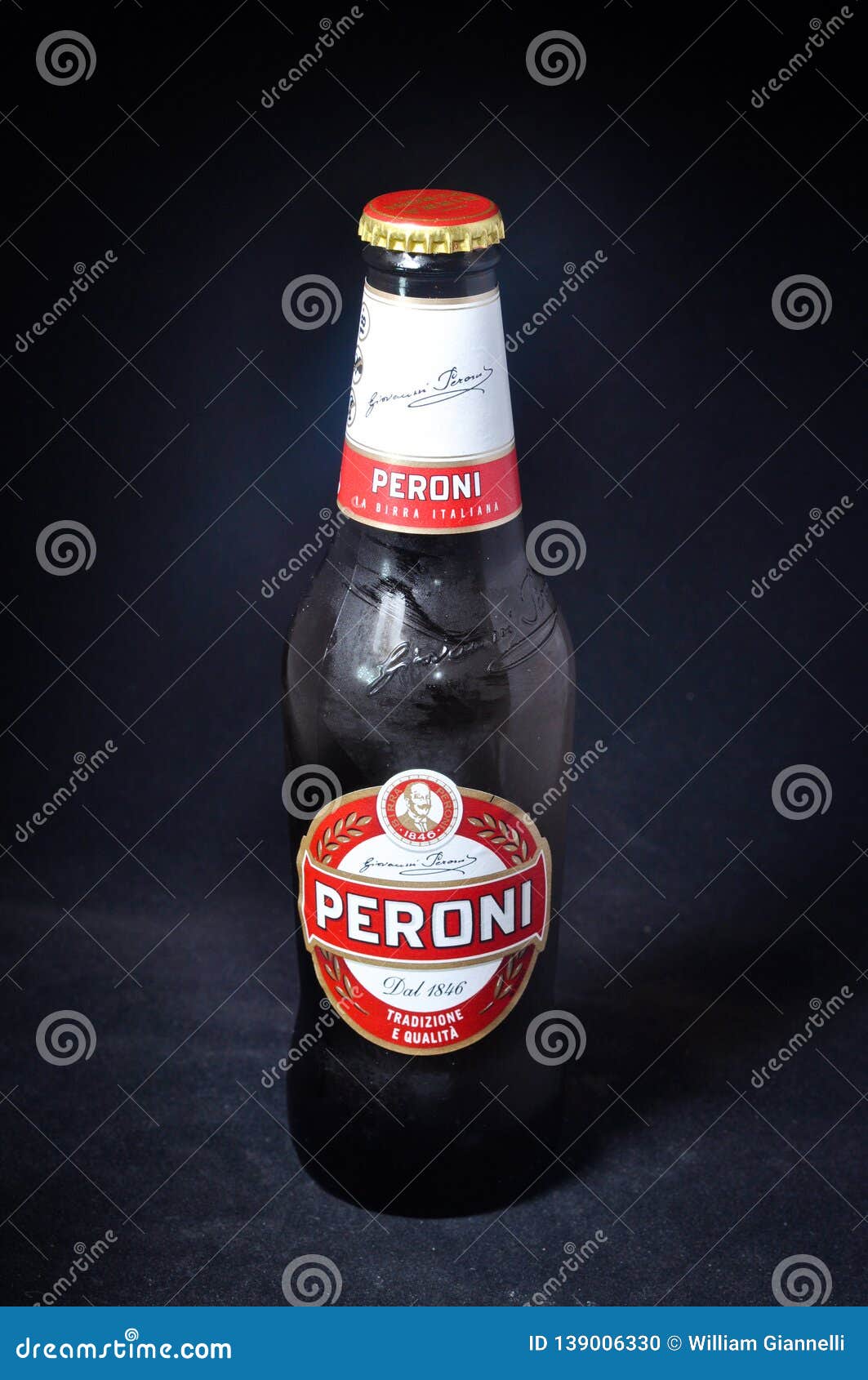 Peroni Italian beer editorial image. Image of cerveza - 139006330