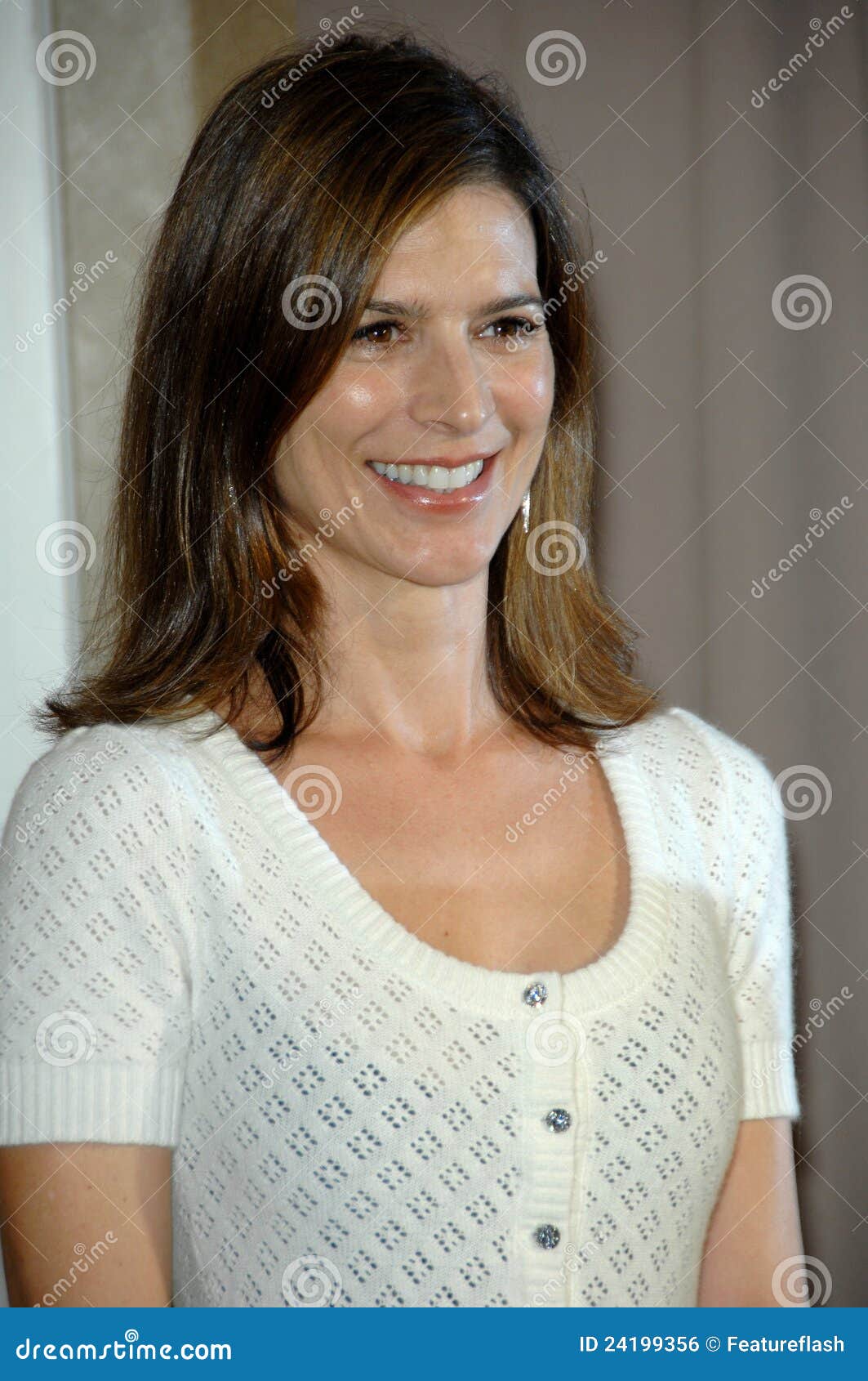 Perrey Reeves editorial photo. Image of hotel, january - 24199356