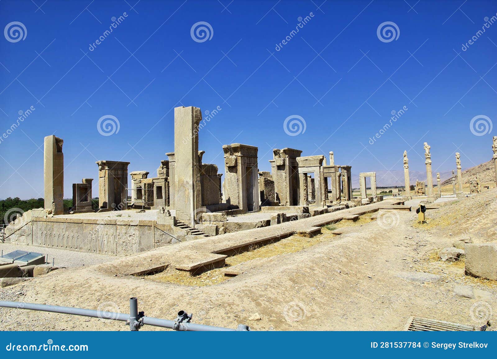 Persepolis Ruins of the Ancient Empire in Iran Stock Photo - Image of ...