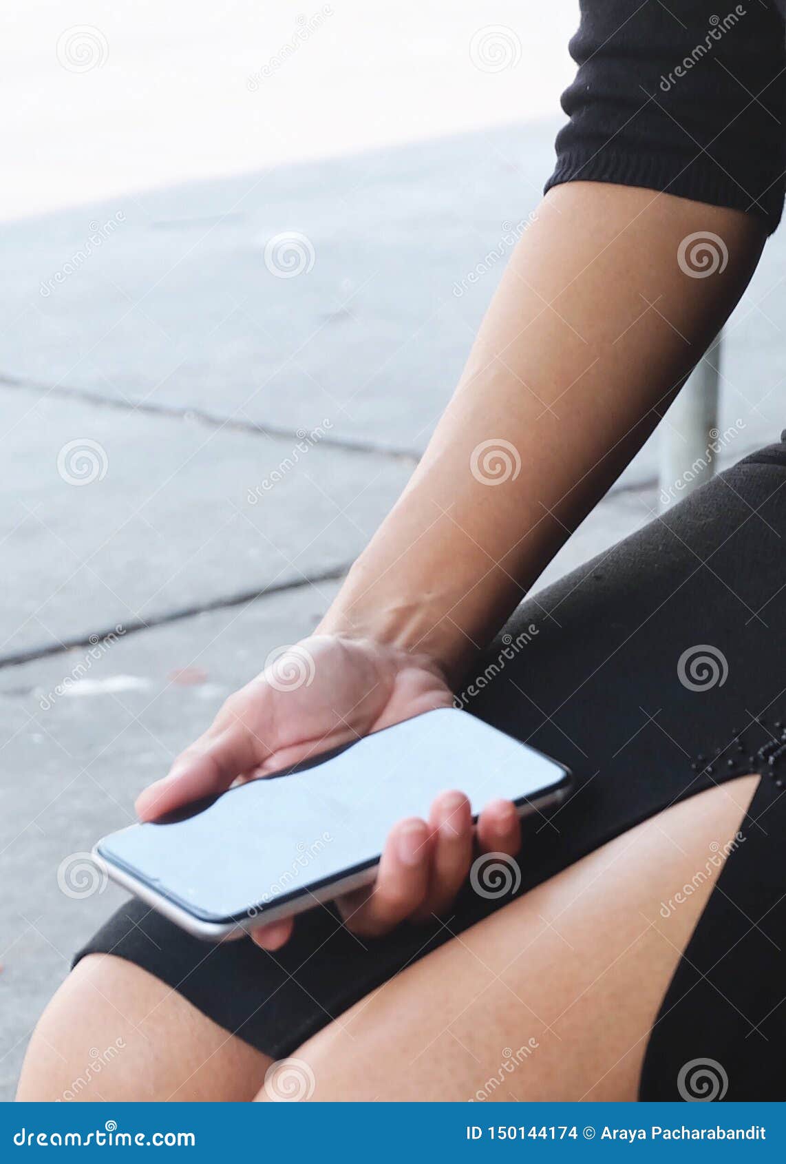 Person Hand Using a Generic Smart Phone Stock Photo - Image of modern ...