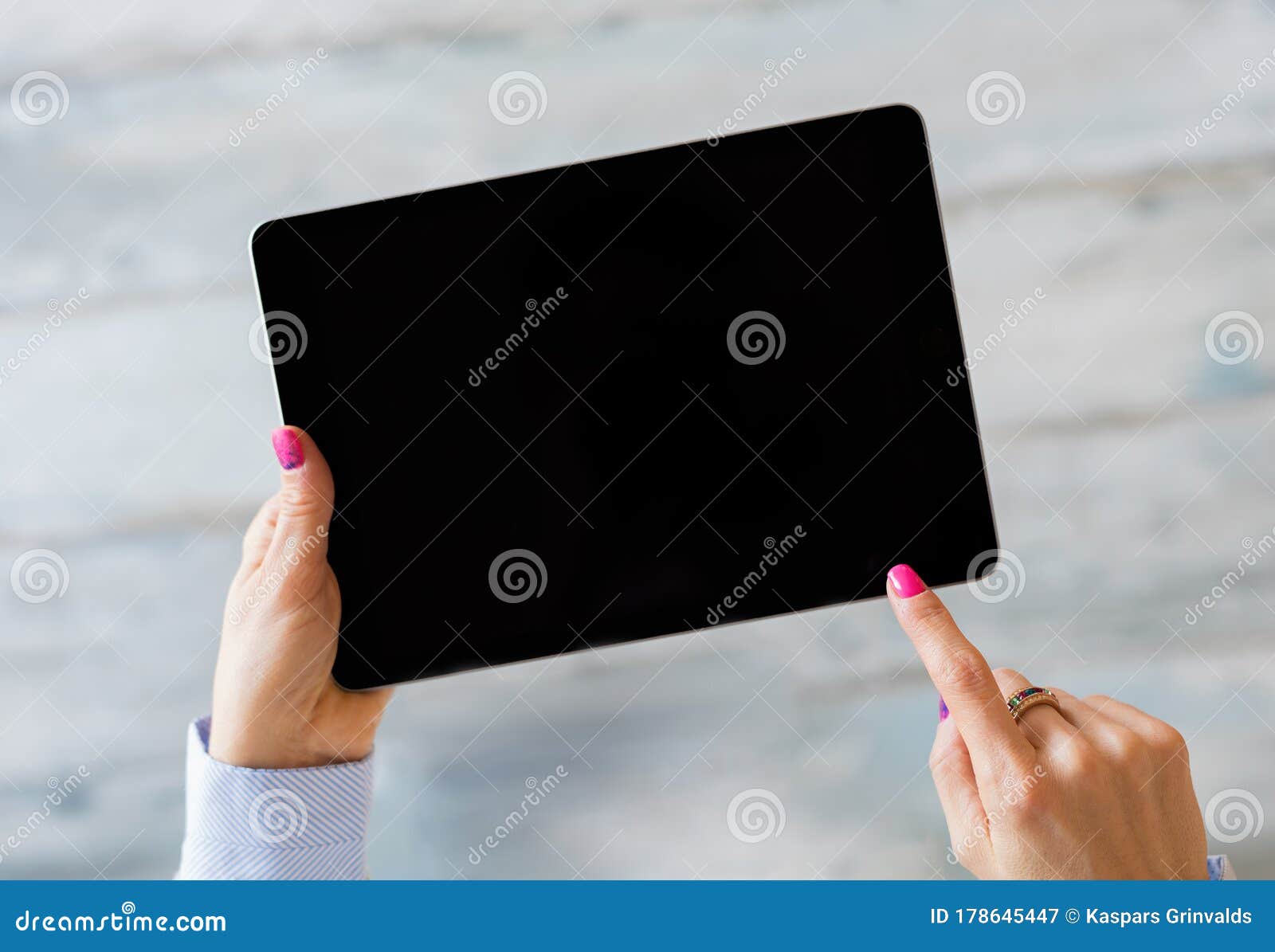Person Using Tablet Computer Stock Image - Image of ipad, online: 178645447