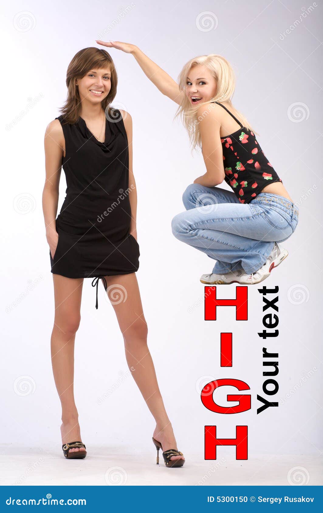 Persona alta y corta foto de archivo. Imagen de atractivo - 5300150