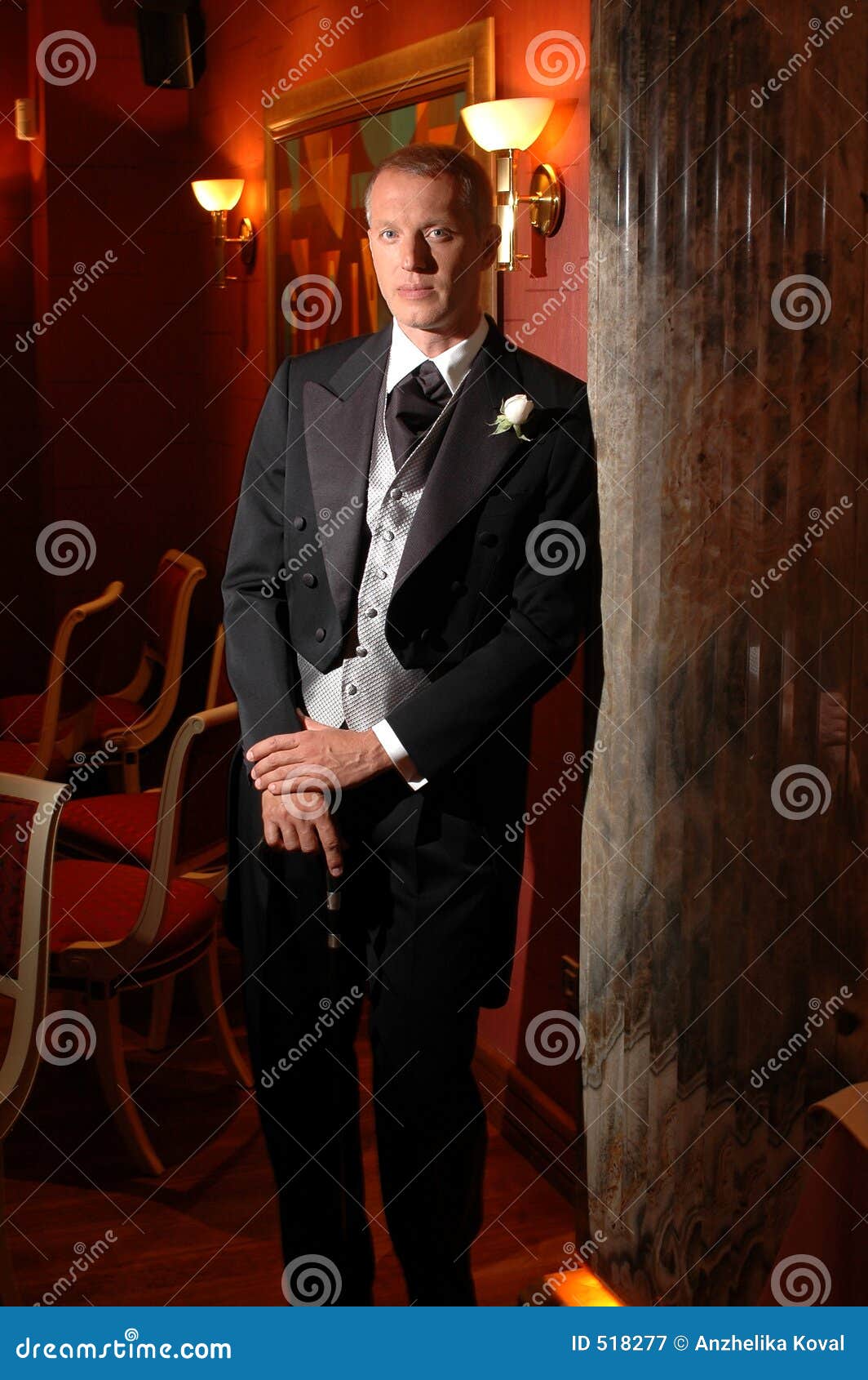 Persona bien vestida imagen de archivo. Imagen de escuela - 518277