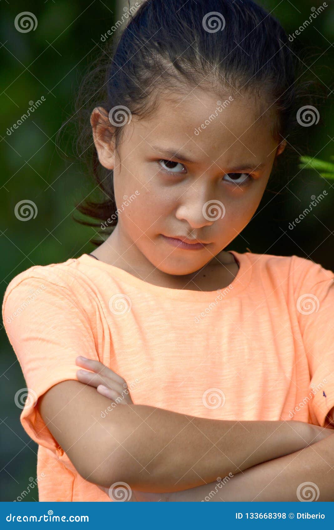 Persona Diversa Joven Obstinada Foto de archivo - Imagen de joven ...