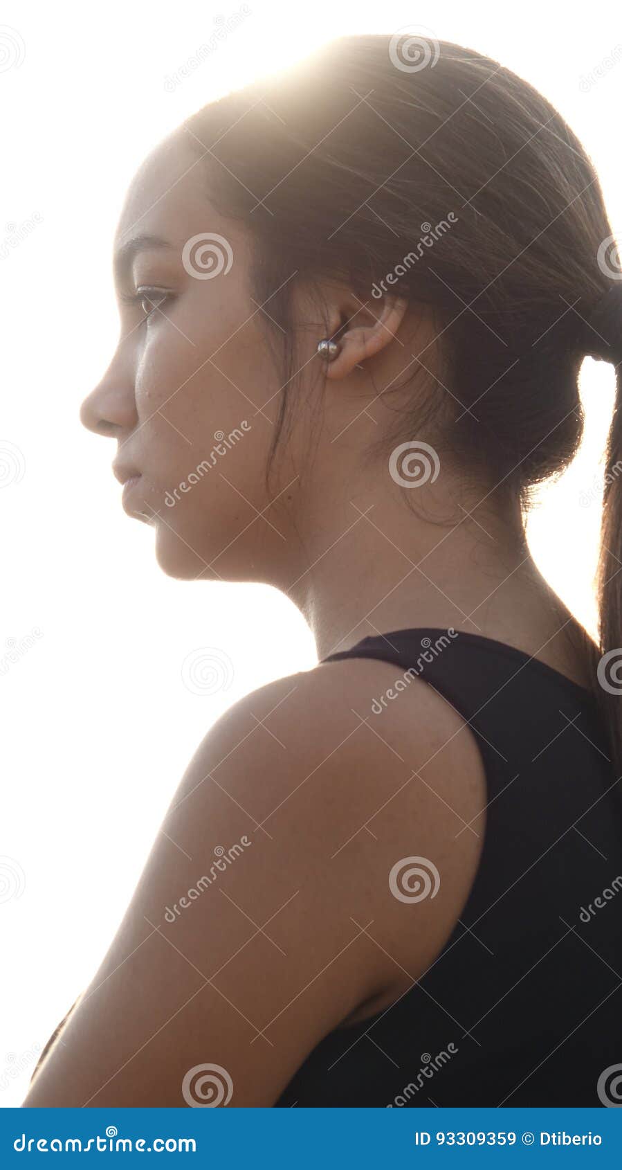 Persona joven aislada imagen de archivo. Imagen de adolescente - 93309359