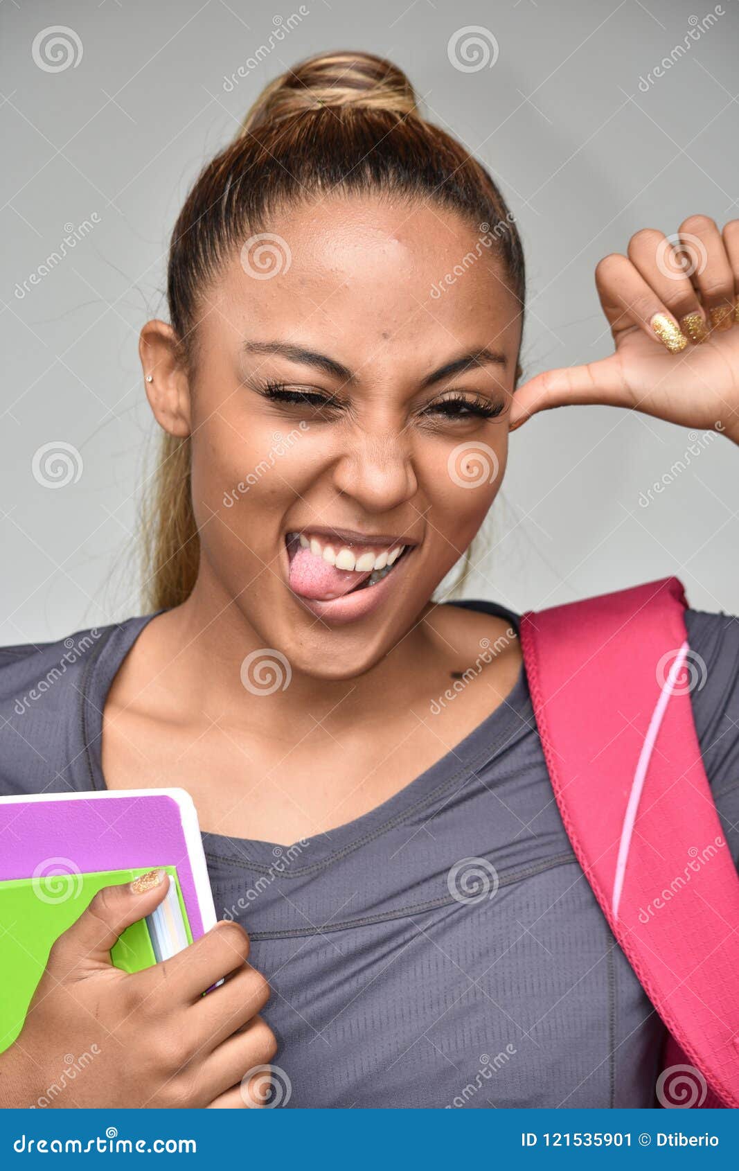 Persona joven torpe imagen de archivo. Imagen de impar - 121535901