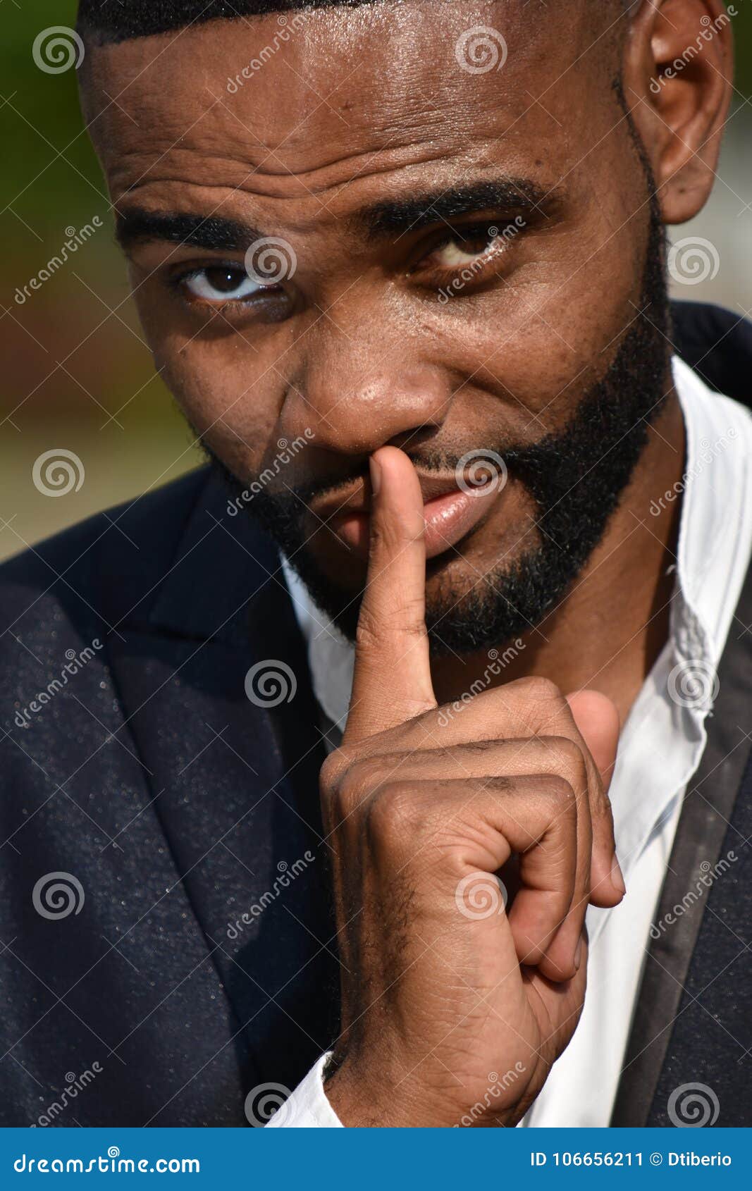 Persona Masculina Reservada Imagen de archivo - Imagen de adulto ...