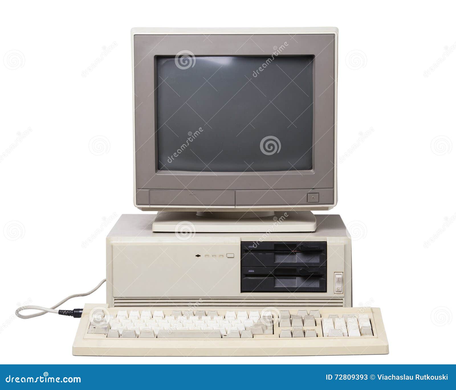 Personal Computer Vecchio Isolato Su Fondo Bianco Immagine Stock ...