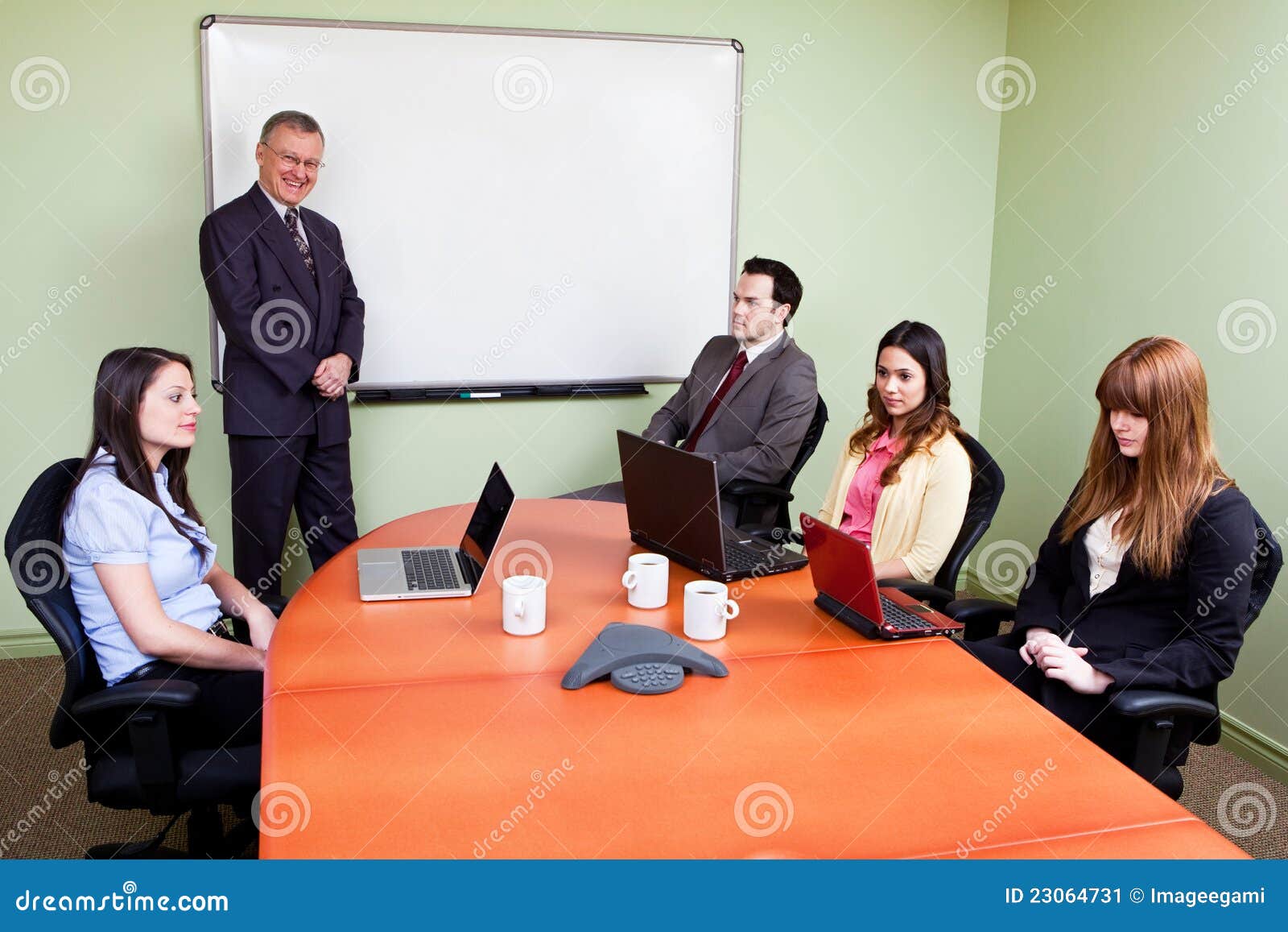 Personal desmotivado imagen de archivo. Imagen de director - 23064731